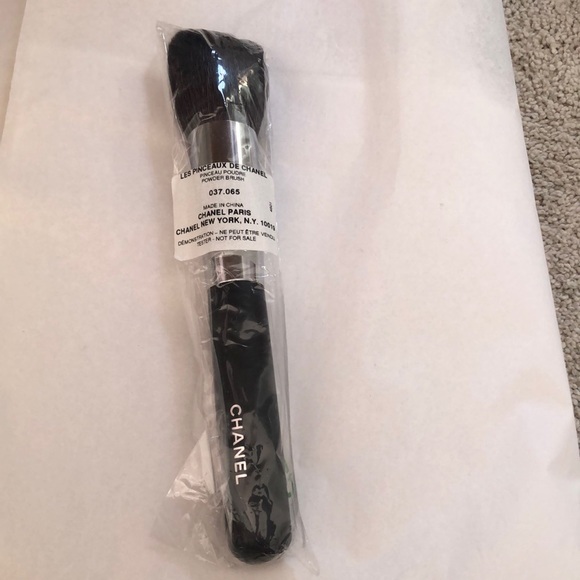 CHANEL | Makeup | Chanel Powder Brush | Poshmark